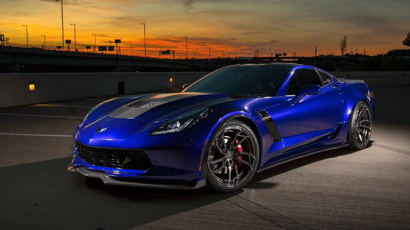 Weapon X's C7 Makes 1,000 Horsepower From a Hopped Up LT1 | Ls1tech