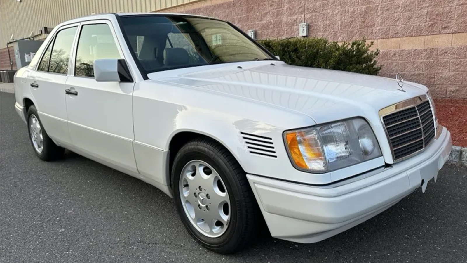 Low-Mile Diesel W124 Mercedes E-Class Examples Are Fetching 6 Figures ...