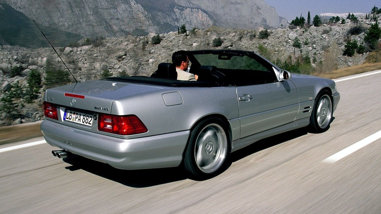 Mercedes SL73 was Powered by AMG's Monstrous V12 Engine | Mbworld