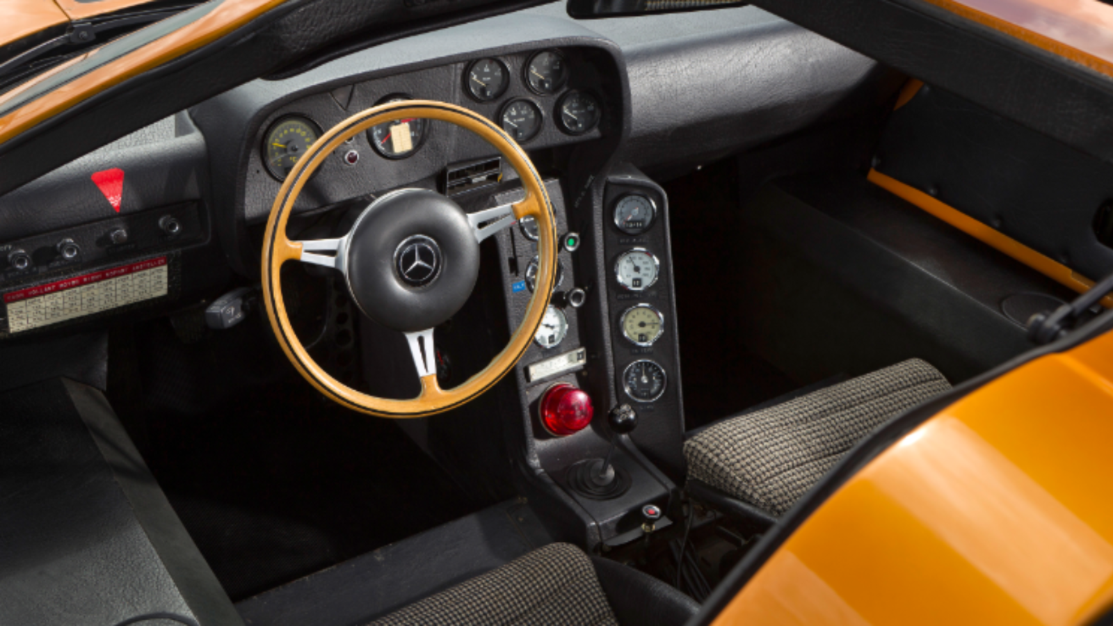 Mercedes-Benz's Original Mid-Engine Supercar Concept | Mbworld