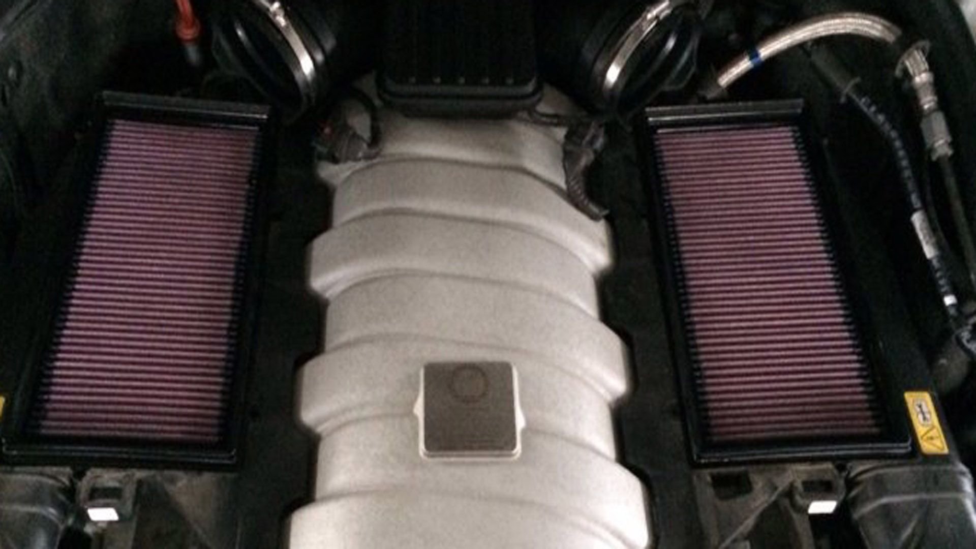 Mercedes-Benz C-Class AMG: How to Replace Air Filter | Mbworld