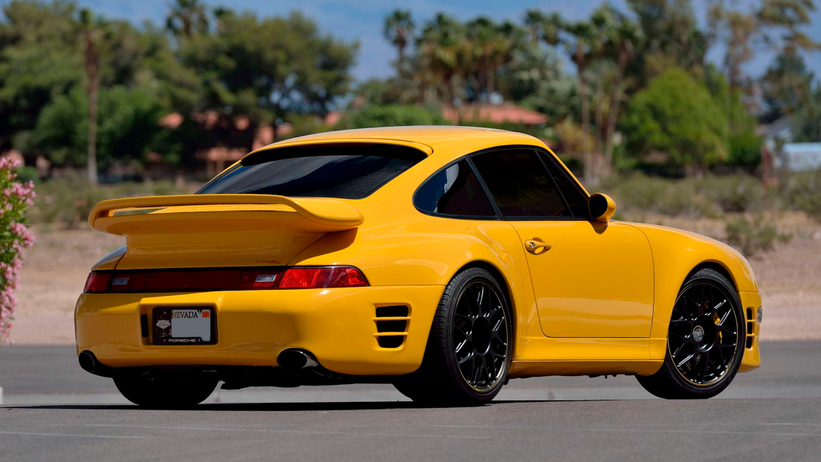 Porsche 993 911 Packs Twin Turbos and 600 Horsepower | Rennlist