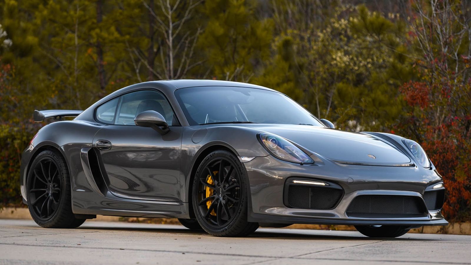 This 2016 Cayman GT4 is Mid-Engined Lightweight Glory | Rennlist