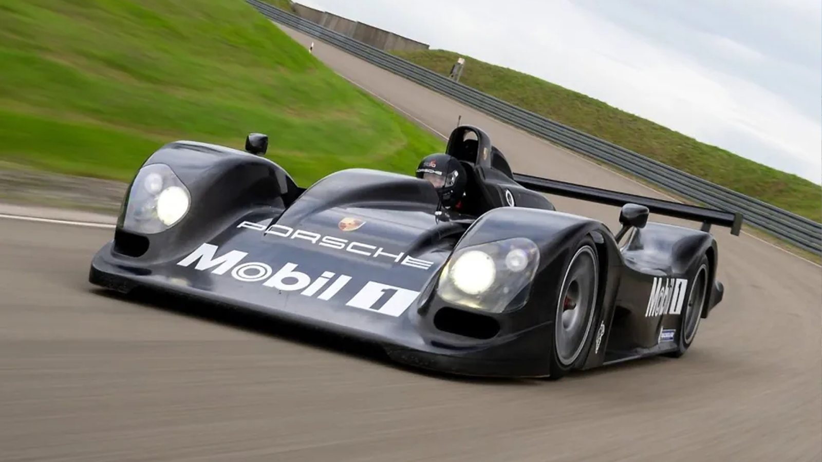 Porsche Unveils Secret LMP2000 Race Car After 25 Years Hidden Away ...