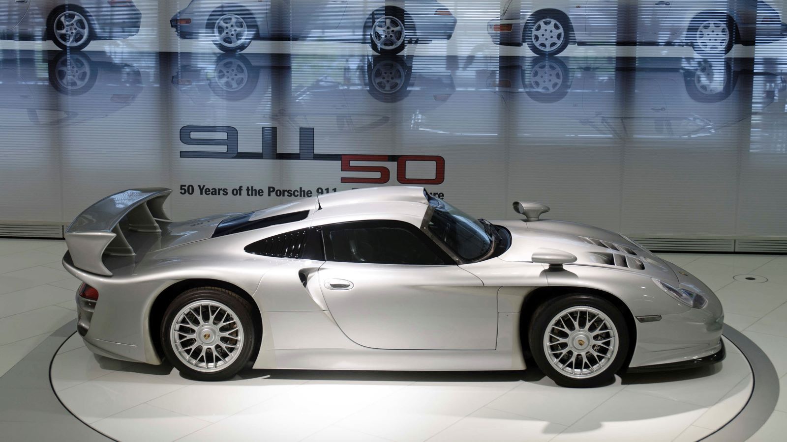 Here's What a 992 911 GT1 Might Look Like | Rennlist