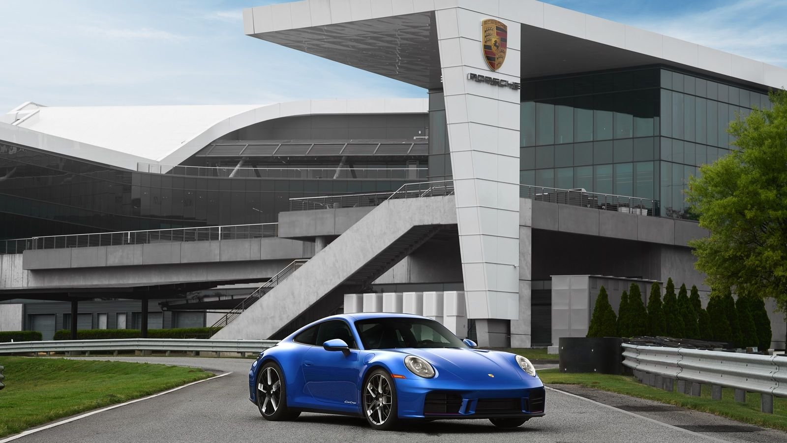 9 Features That Make the New Porsche 911 Club Coupe Special | Rennlist