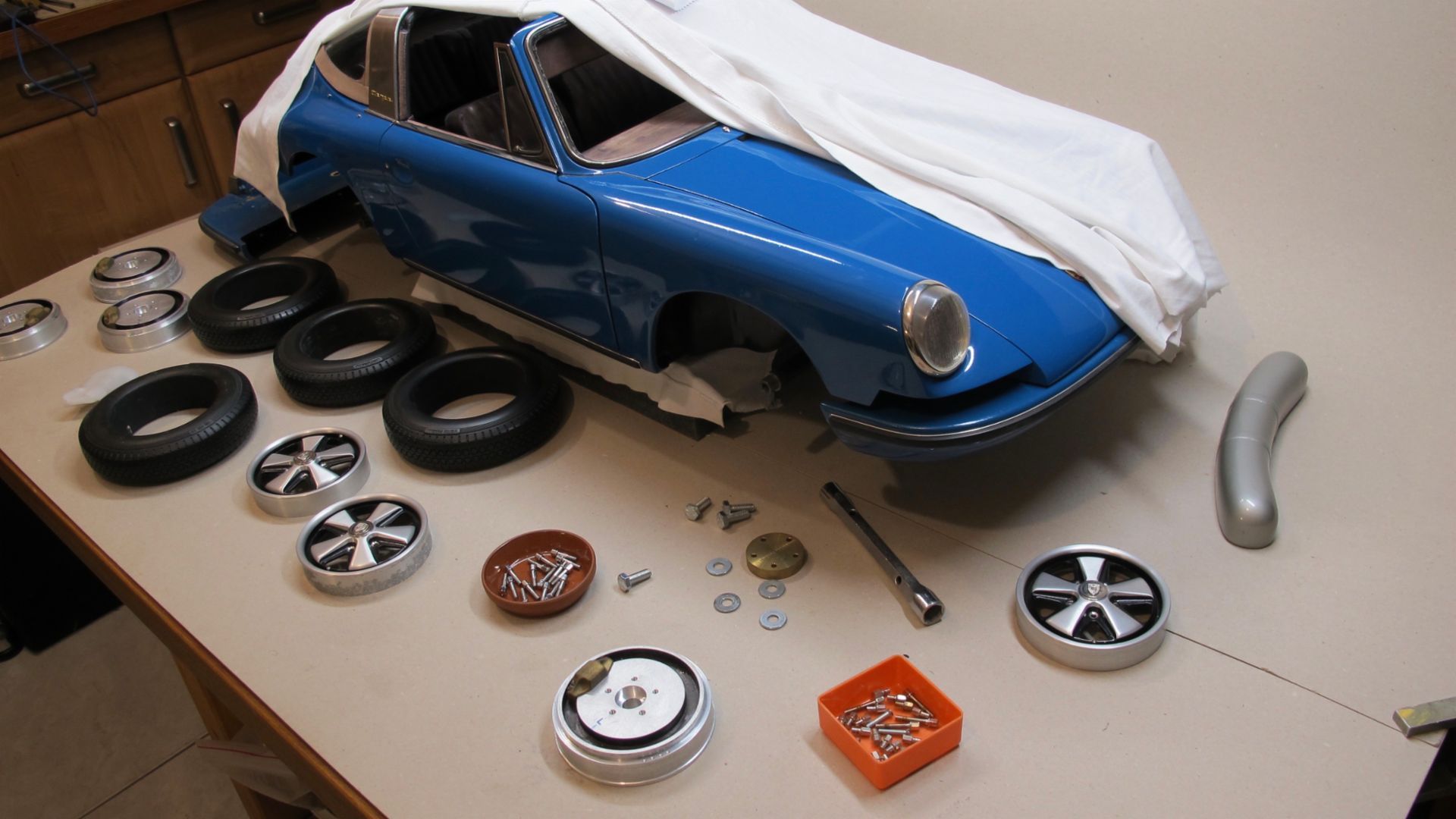 This Amazing Porsche 911 1:5 Scale Model Looks Real | Rennlist
