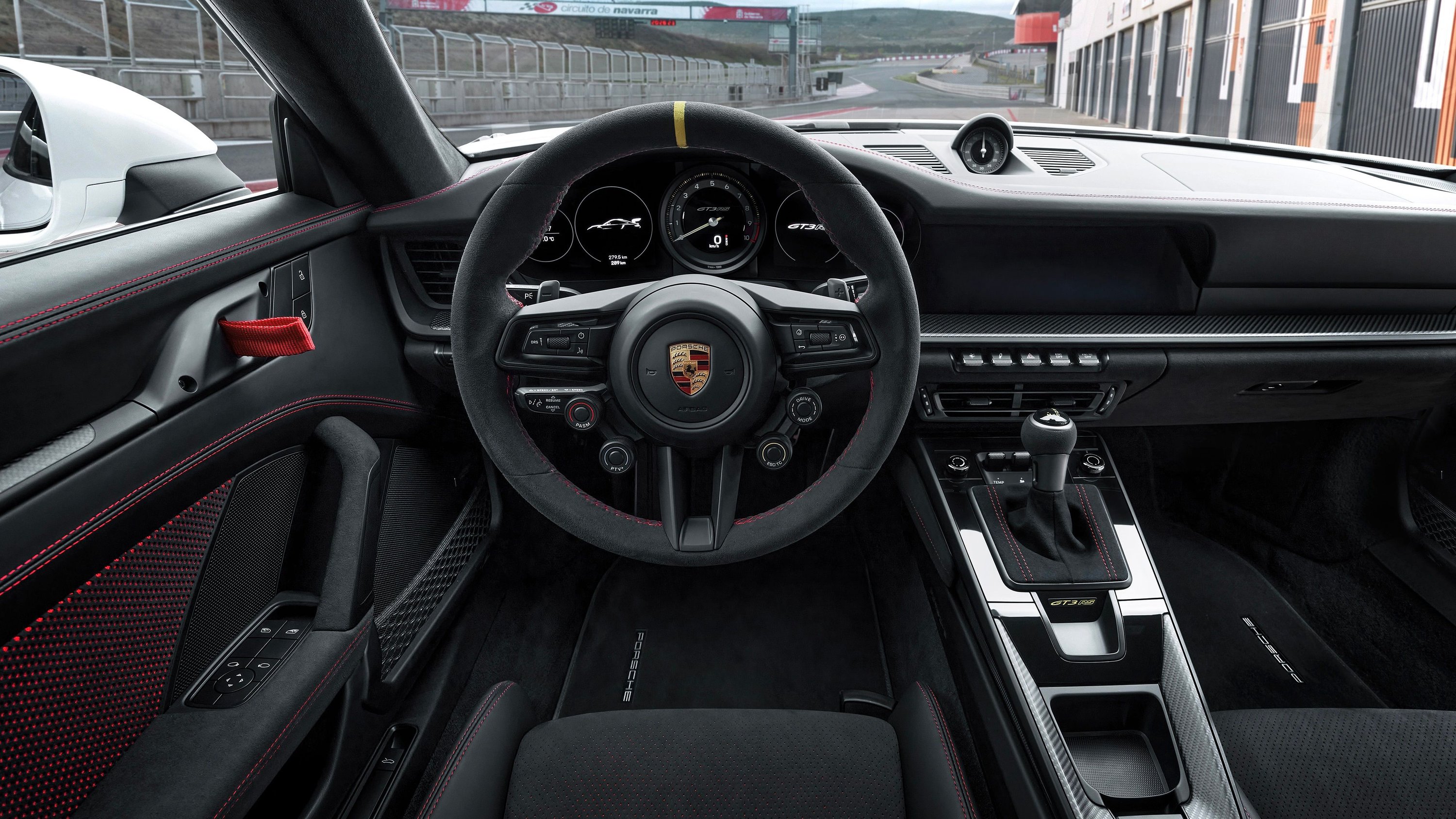 6 Electronic Features That Make the 992 GT3 RS Extra Special | Rennlist