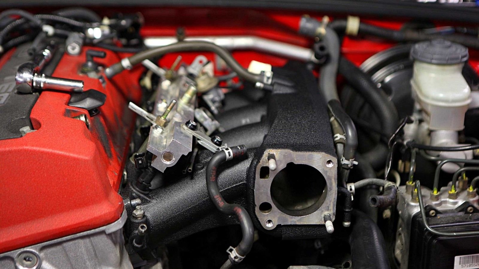 Super Street's Revamped S2000 Gets Engine Bay Redo | S2ki