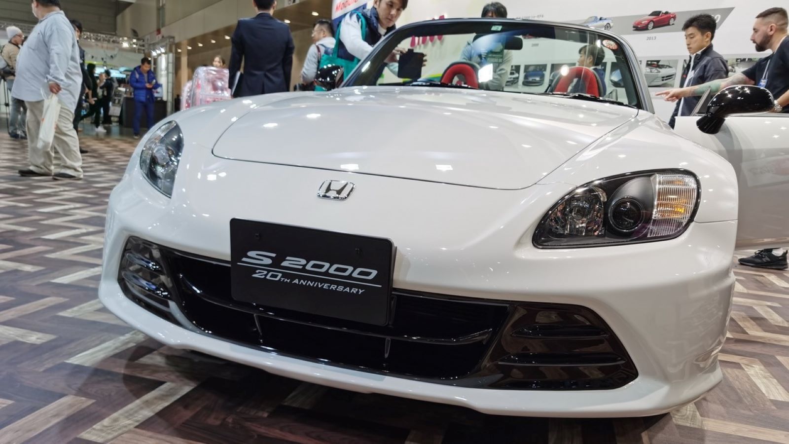 A Closer Look at the 20th Anniversary S2000 | S2ki