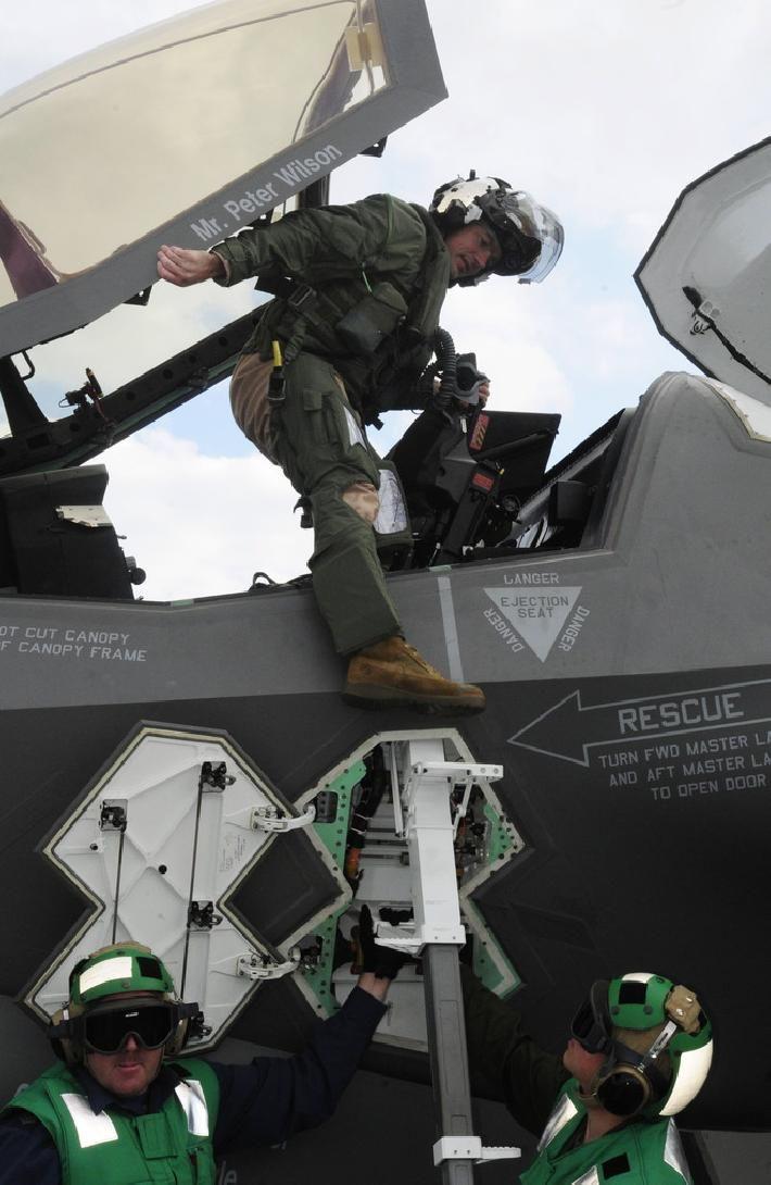 F-35B USMC Ladder Door Down Intake Landed OK - PPRuNe Forums
