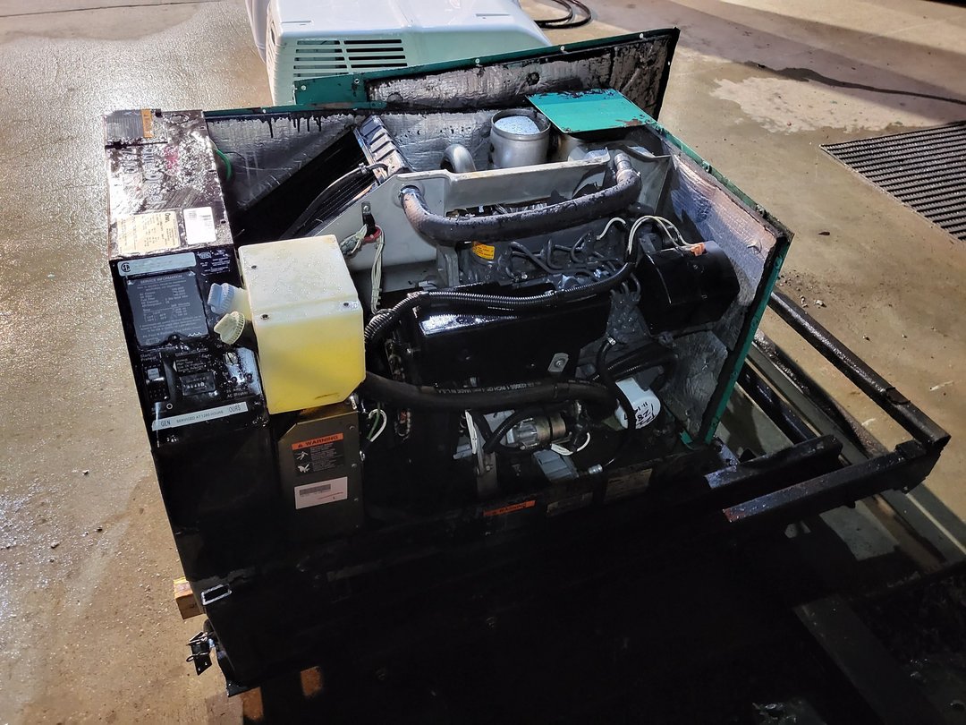 Onan 7500 QUIET DIESEL GENERATOR RV for Sale in GULFPORT, MS | RacingJunk