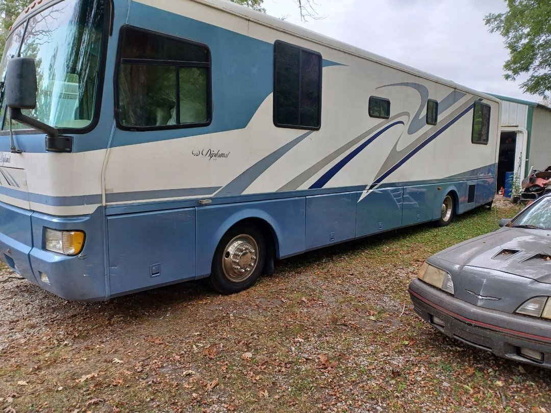 38 foot monaco diesel pusher for Sale in PORT BYRON, IL | RacingJunk