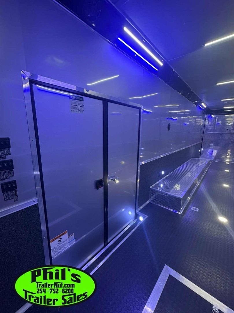 32' LATE MODEL RACE TRAILER TRAILER WITH RAMP OVERS EXTRA HT for Sale ...