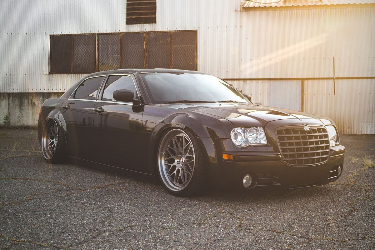 An Accuair/HRE Production: Chrysler 300C | Luxury4Play.com