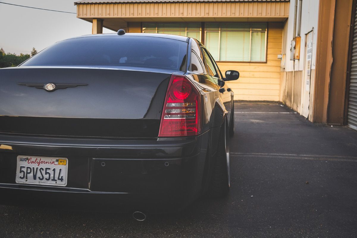 An Accuair/HRE Production: Chrysler 300C | Luxury4Play.com