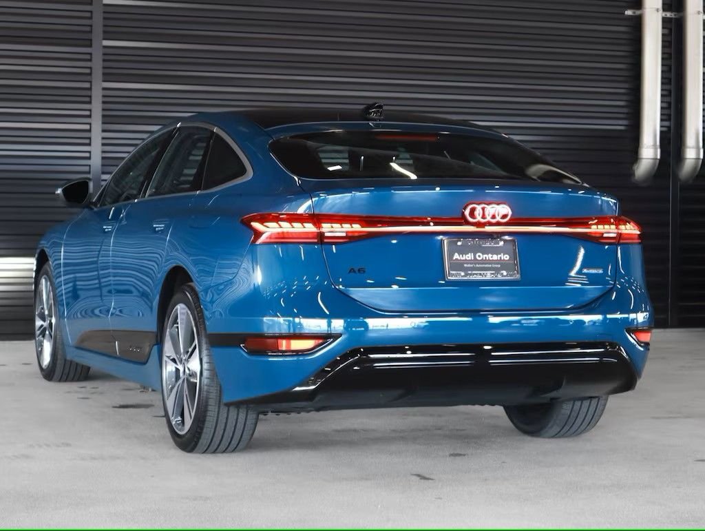 Malpelo blue - AudiWorld Forums