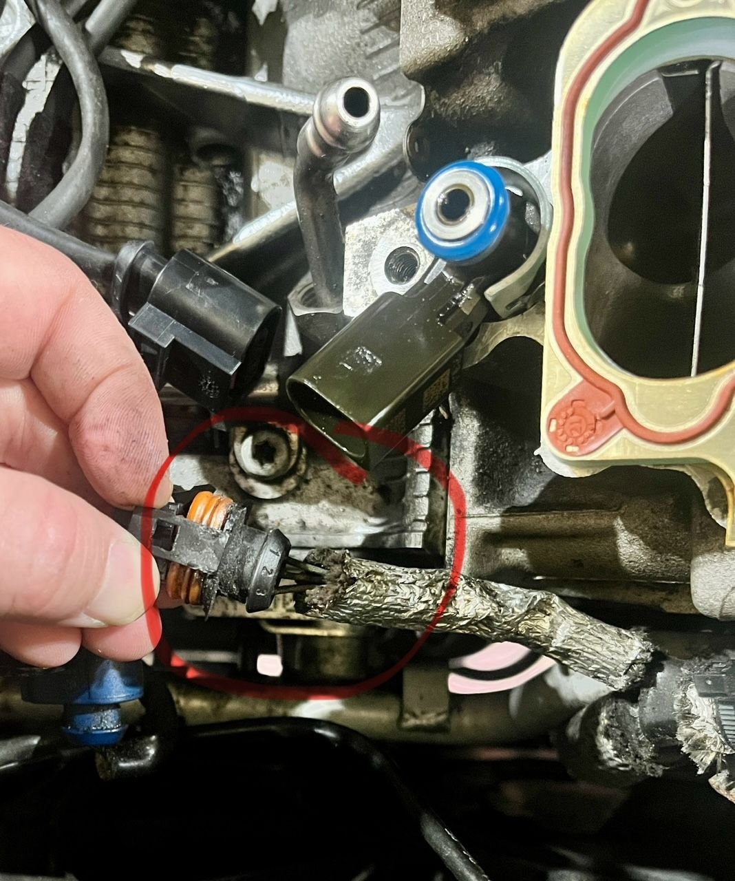 2007 S6 C6 5.2 v10 - Bank 2 (left) intake runner sensor pinout ...