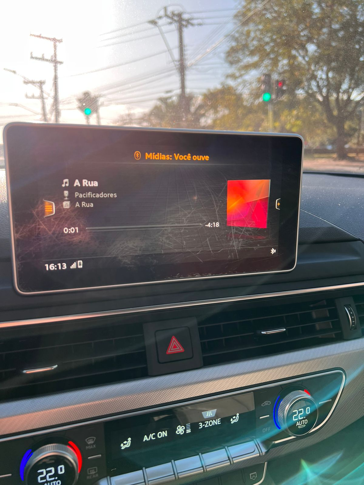 remove scratches from multimedia screen - AudiWorld Forums