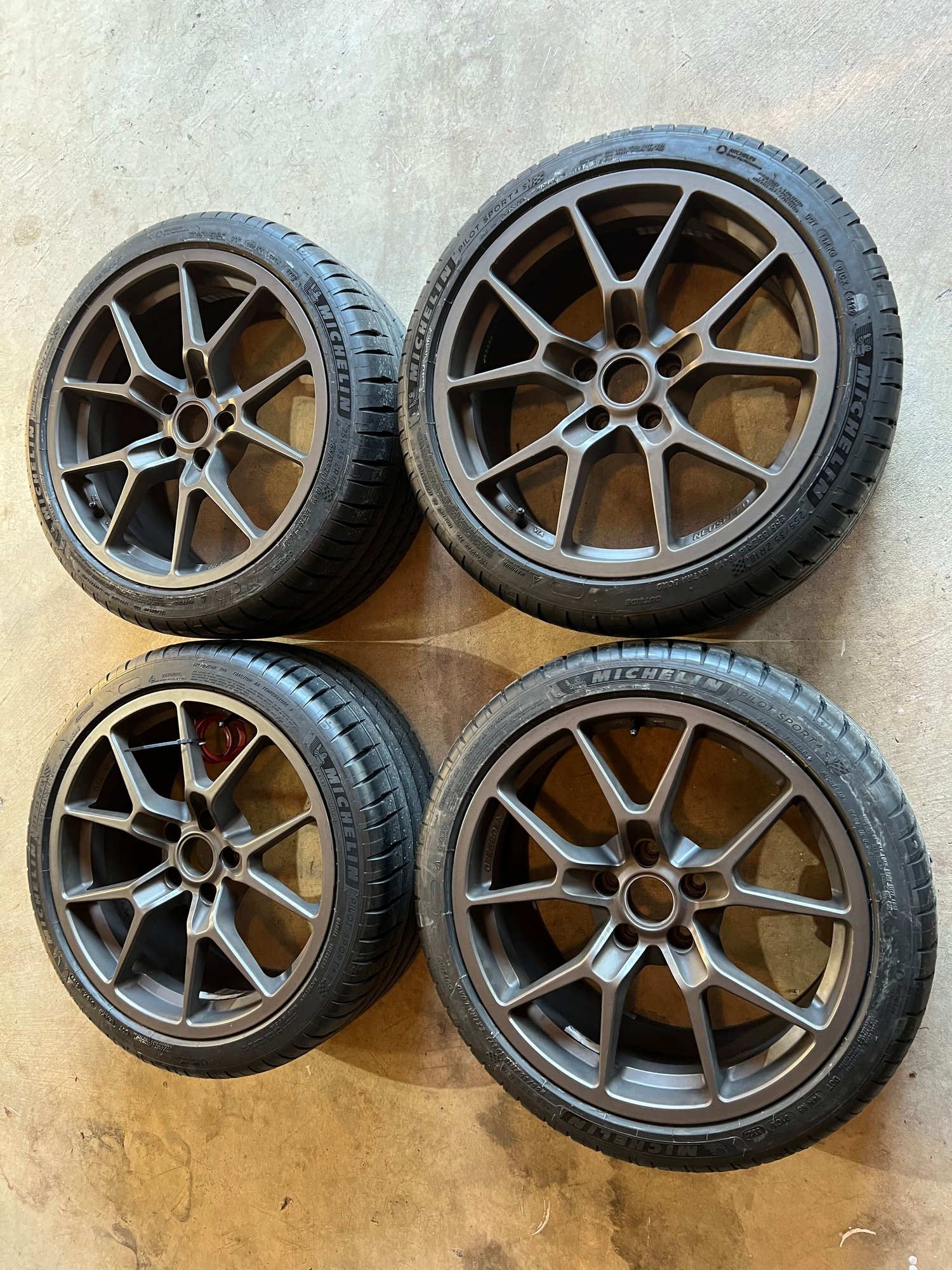 Neuspeed rse10 wheels and brand new ps4 tires - AudiWorld Forums