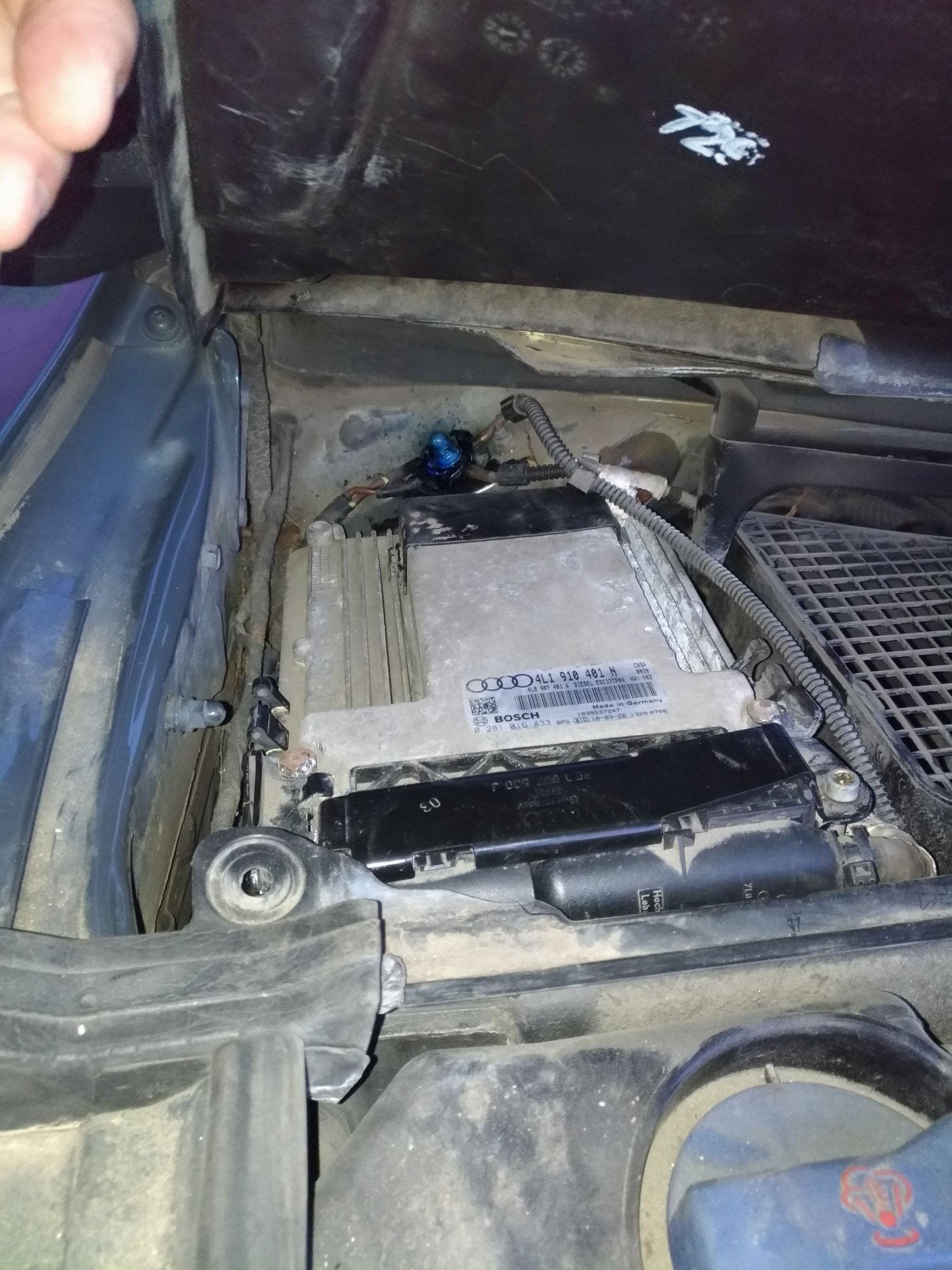 Audi Q7 ECU water damage - AudiWorld Forums