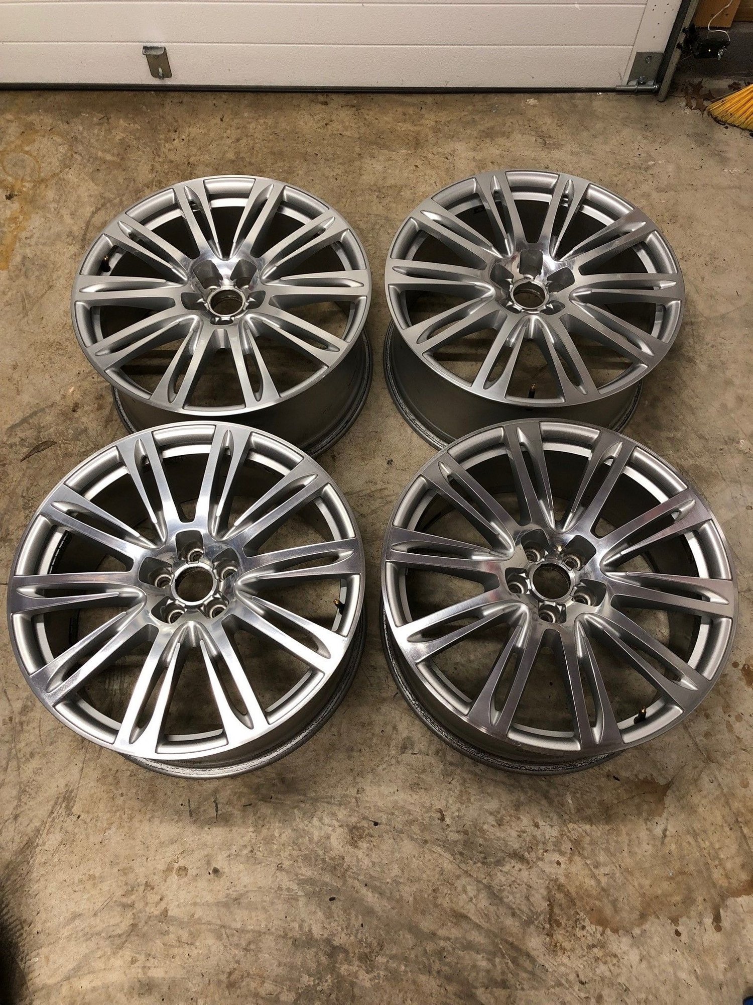 Audi A8 2011-2016 20" Audi A8 A8L W12 Wheels with Center Caps OEM ...
