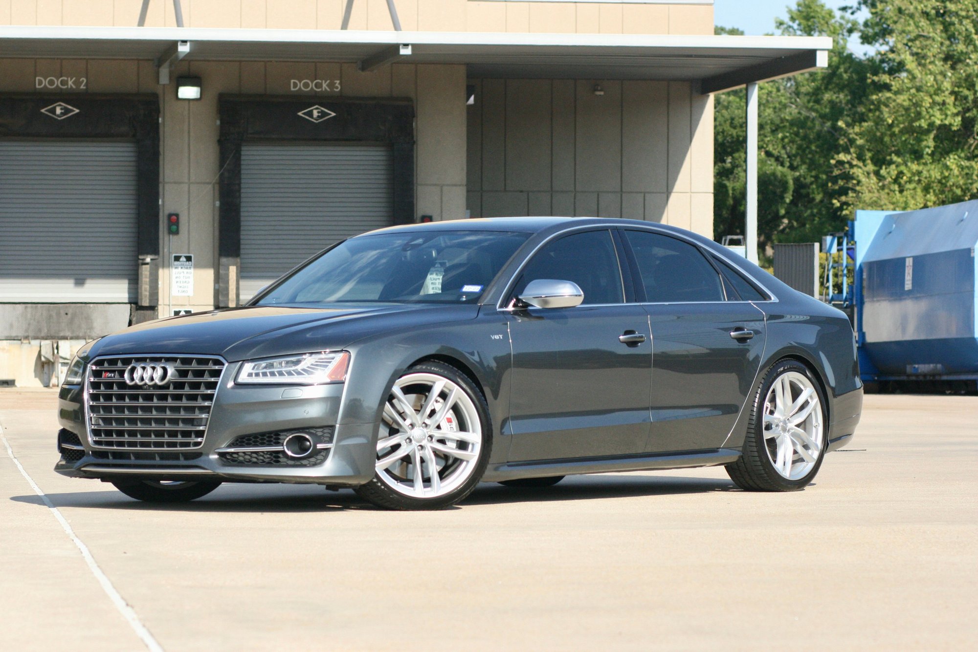 2015 Audi S8 - Daytona Grey - B&O Night Vision - $37,490 - AudiWorld Forums