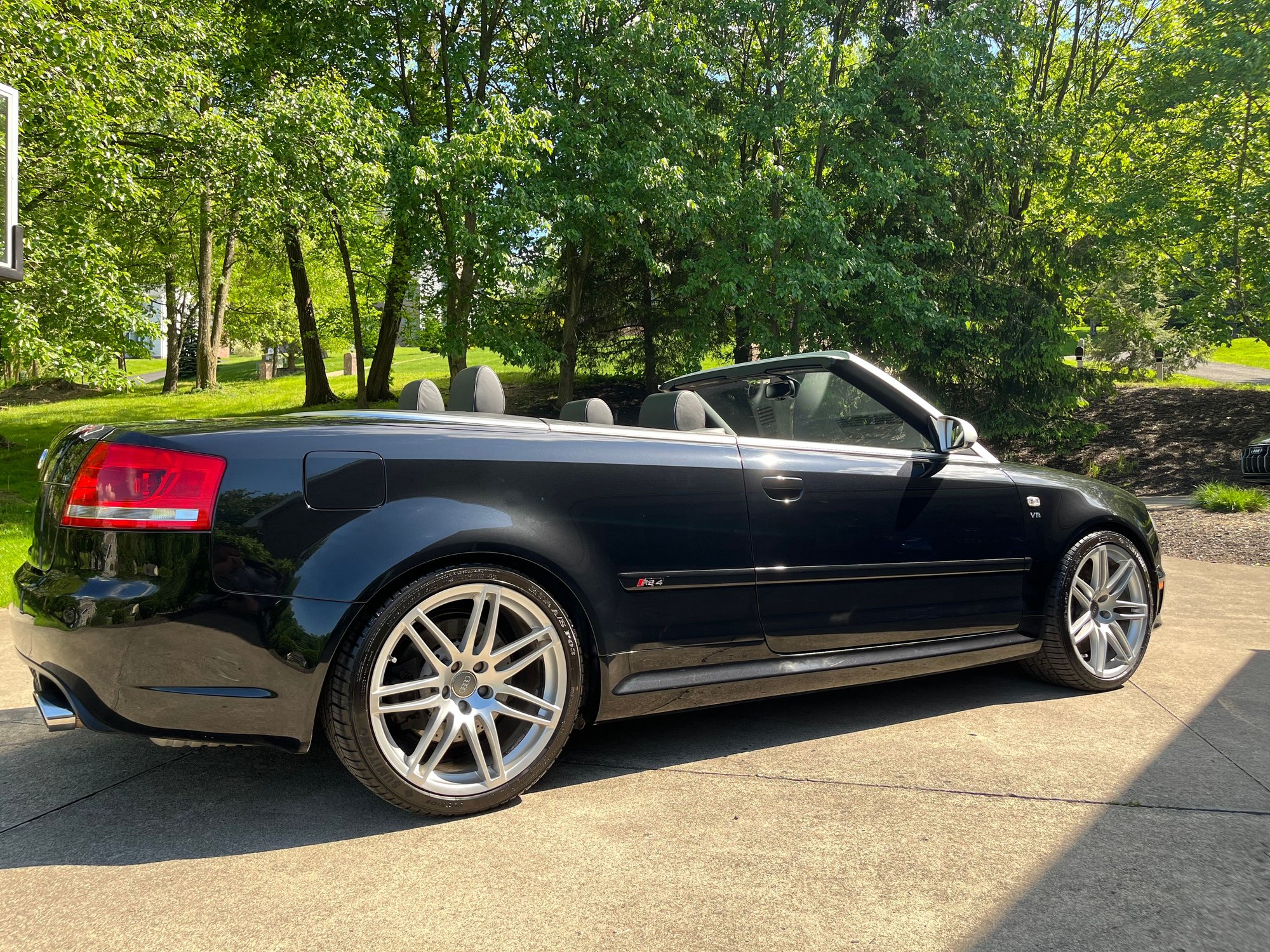 2008 RS4 Convertible Black/Black - AudiWorld Forums