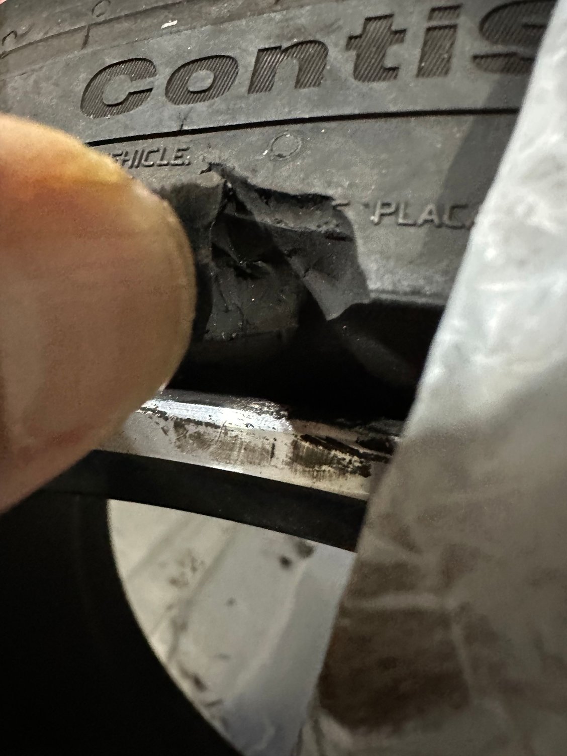 ? Replace one tire only - AudiWorld Forums