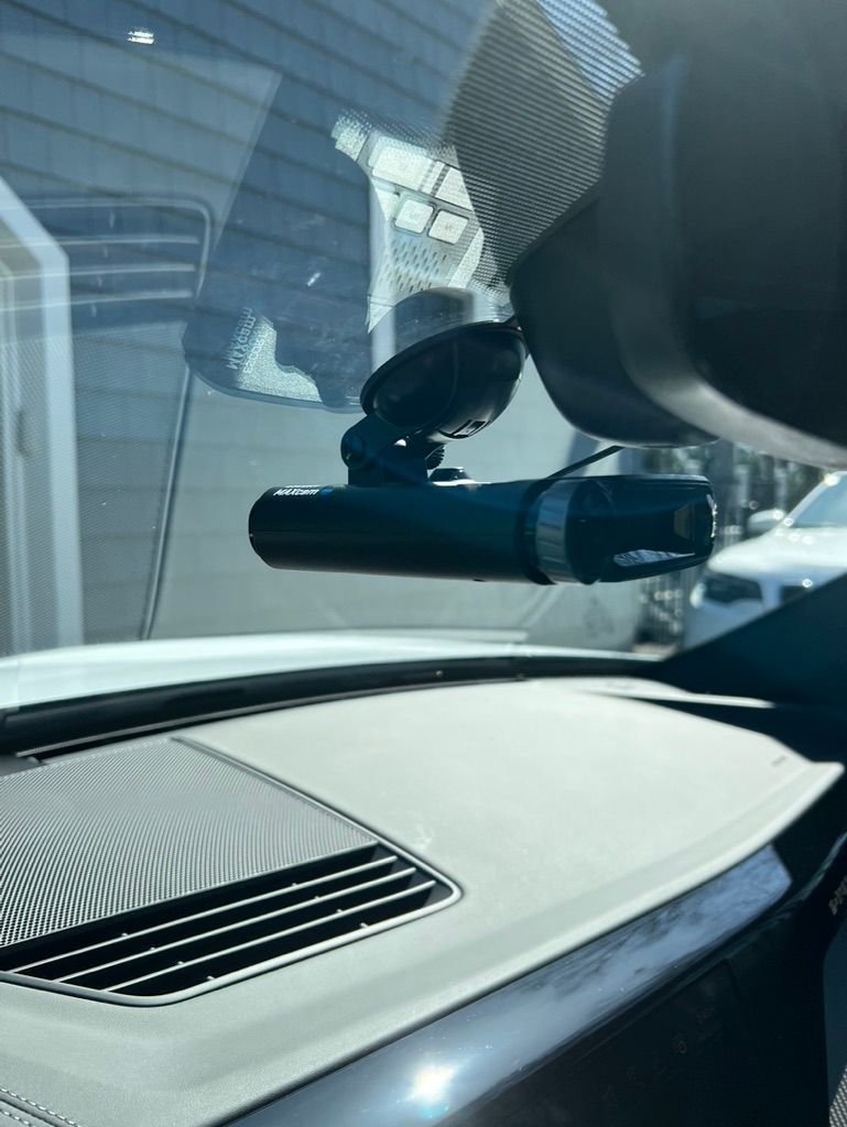 Installation Instructions Mirror Tap 2022 e-tron GT for Escort 360 CAM ...