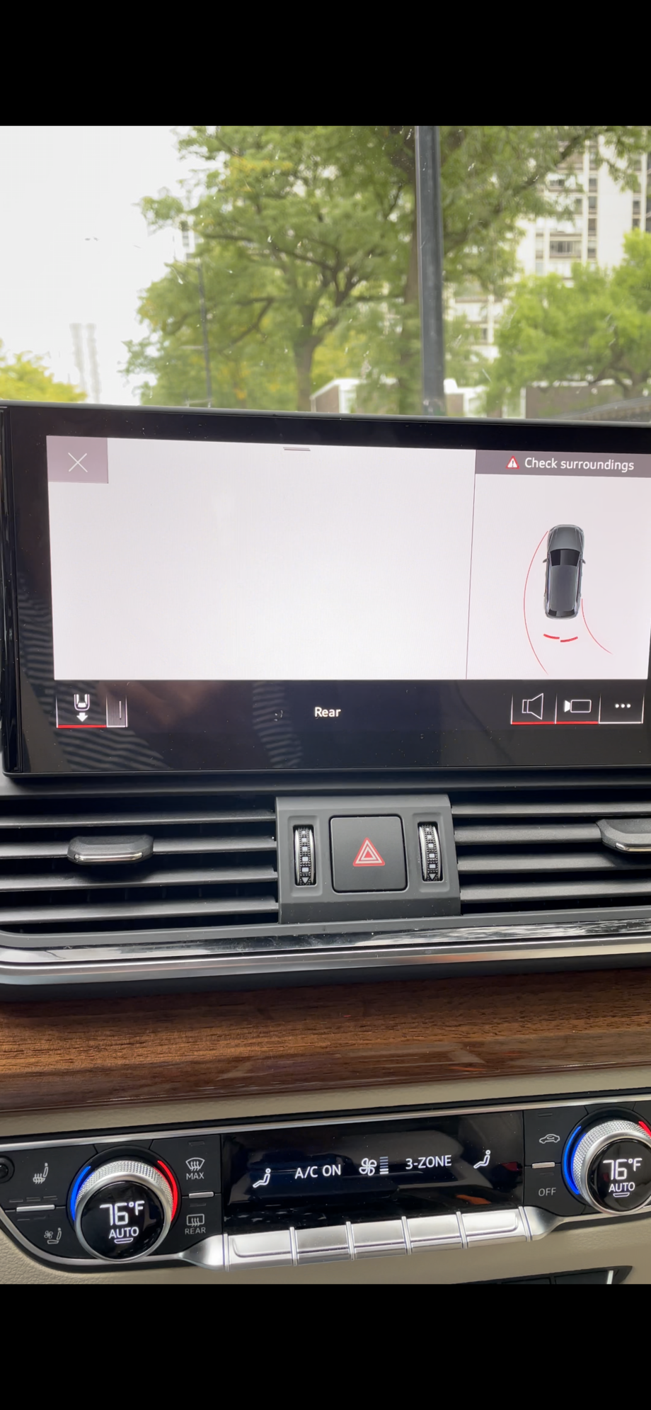 Flashing Backup Camera - AudiWorld Forums