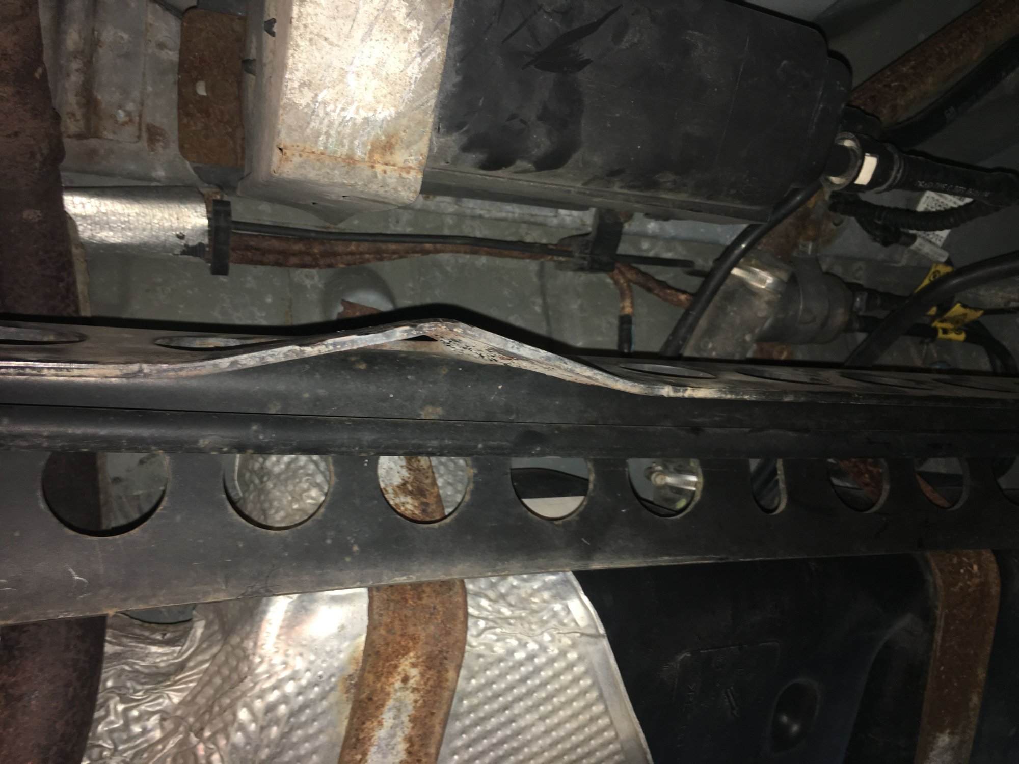 Anyone ever replace a rear axle? - Cobalt SS Network