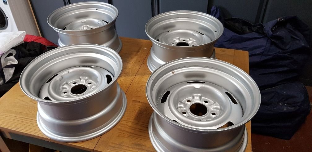 Rally wheel paint for 77 - CorvetteForum - Chevrolet Corvette Forum ...