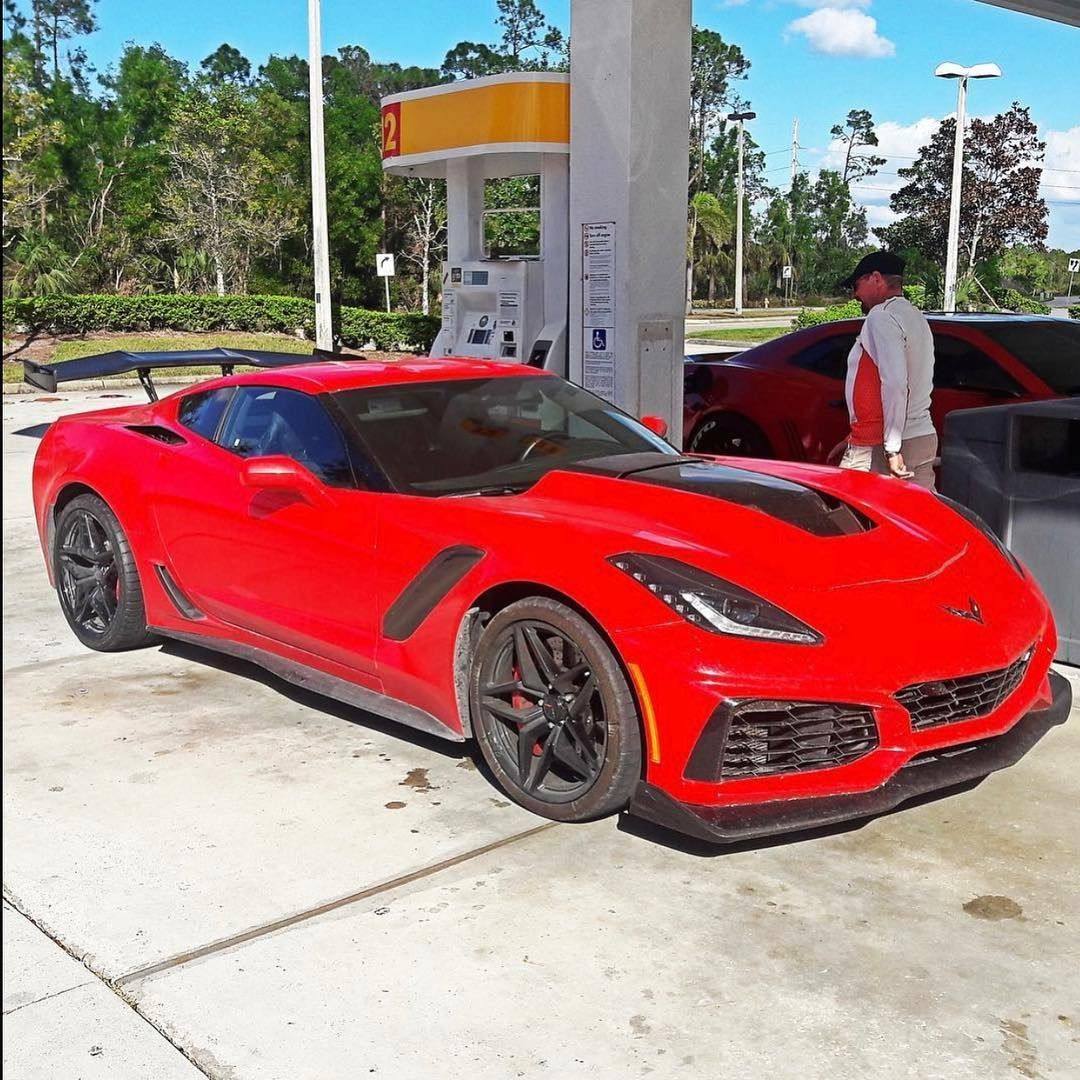 ** NEW VIDEO ** : A Bunch Of C7 ZR1's Cruising By.... - CorvetteForum ...