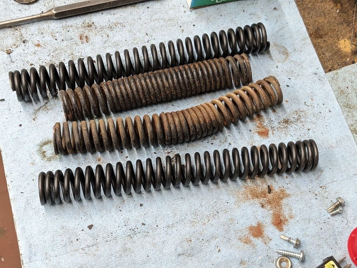 C1 62 lid/trunk springs torched? - CorvetteForum - Chevrolet Corvette ...