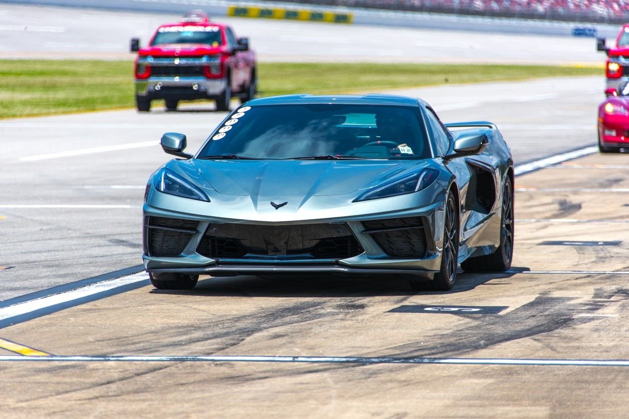 Hendricks..Driven for Veteran's event pictures... - CorvetteForum ...