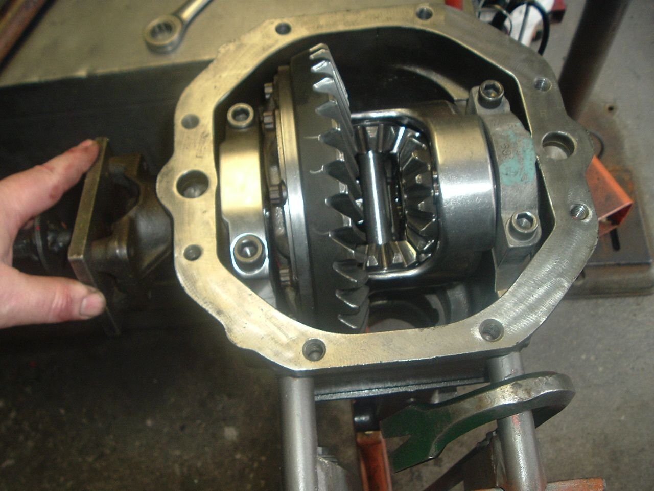 Differential Steel Cap - CorvetteForum - Chevrolet Corvette Forum ...