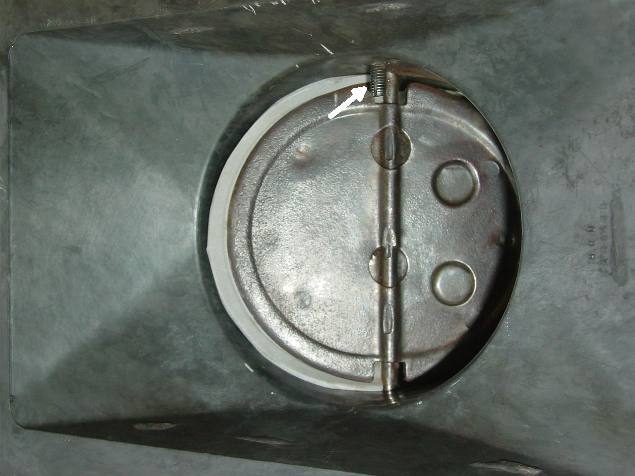 Fresh air inlet bolt? - CorvetteForum - Chevrolet Corvette Forum Discussion