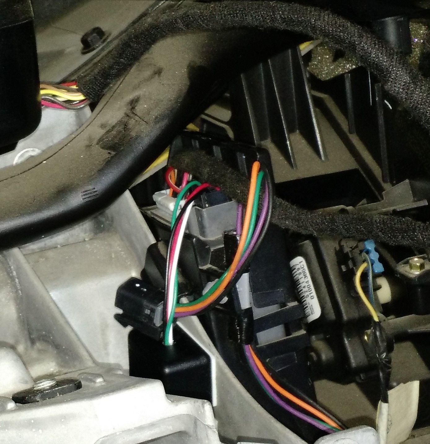 "Service Column Lock" What is the best solution of 4 ideas and why ...