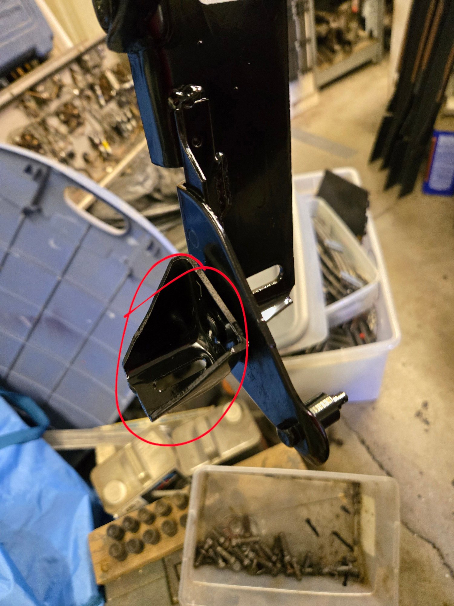 1985 hood brackets - CorvetteForum - Chevrolet Corvette Forum Discussion