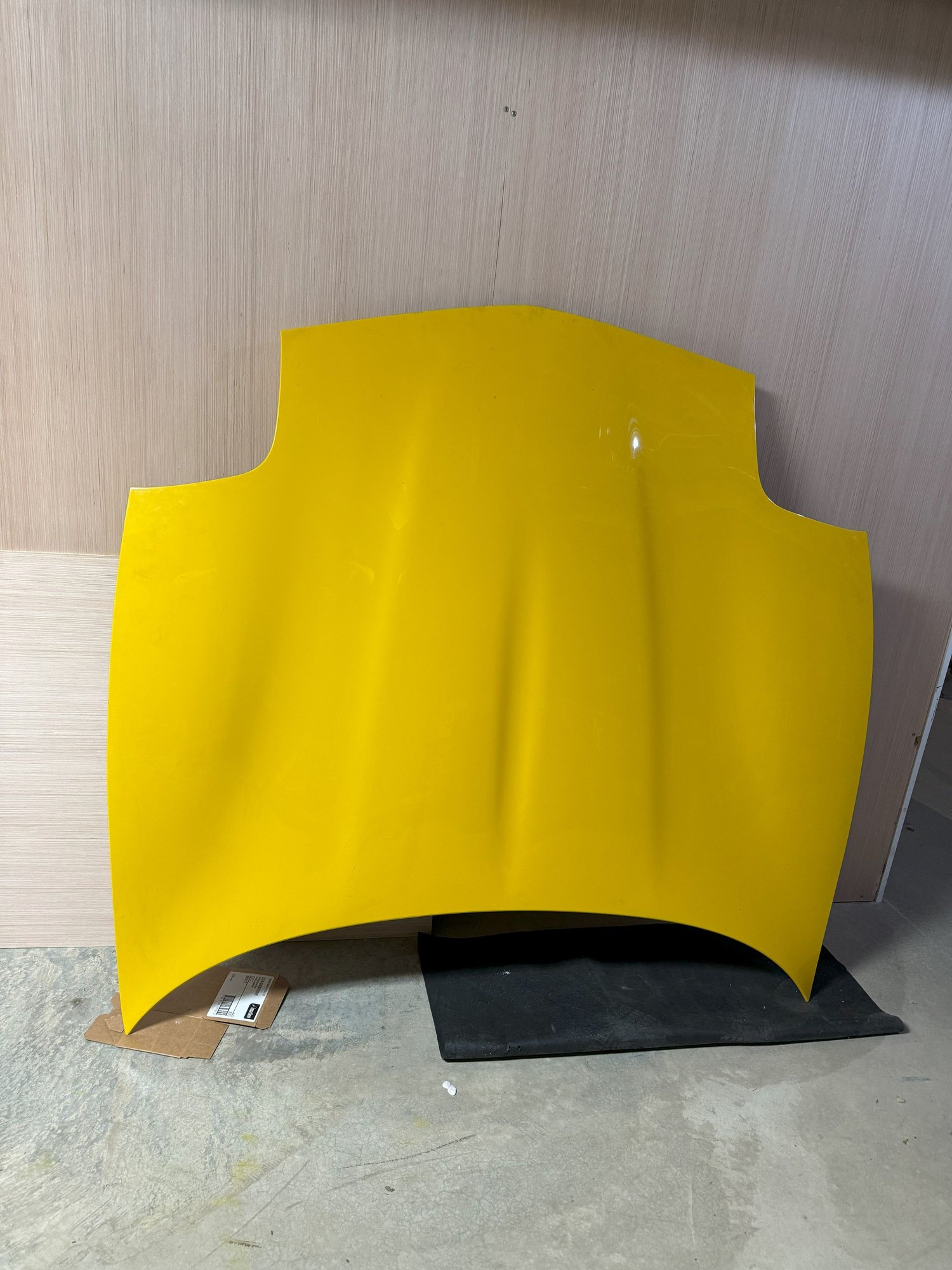 FS (For Sale) C5 Z06 millenium yellow hood - CorvetteForum - Chevrolet Corvette Forum Discussion