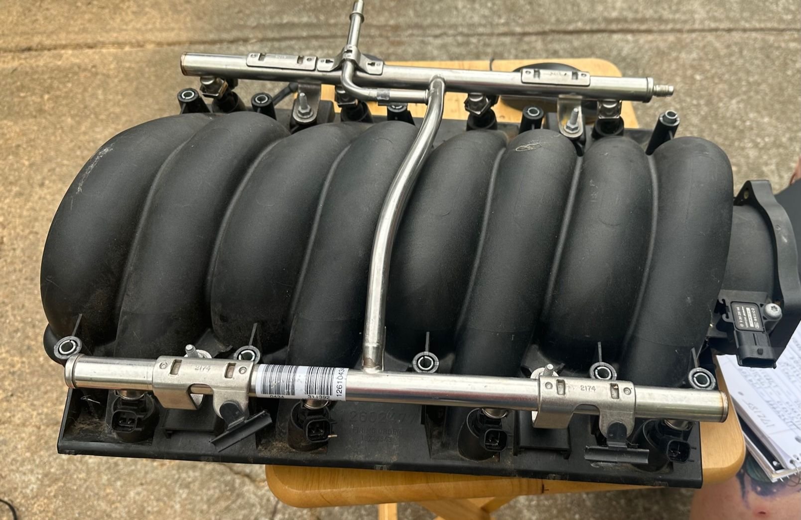FS (For Sale) Stock LS3 Intake with Injectors and Fuel Rails ...