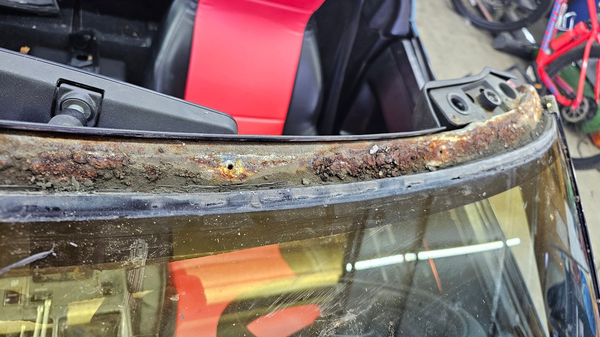 Windshield, rust, and repair. - CorvetteForum - Chevrolet Corvette ...