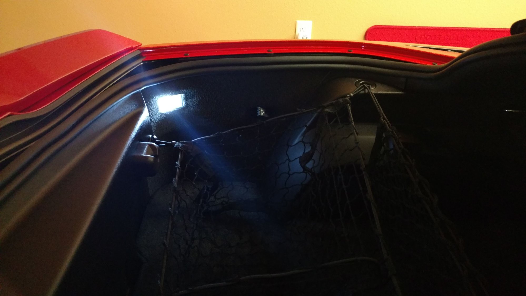 Cargo Area - Pics of your Cargo nets, storage ideas, etc ...