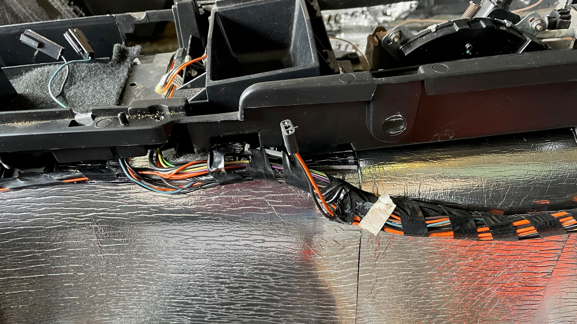 Two questions on center console wiring harness - CorvetteForum ...