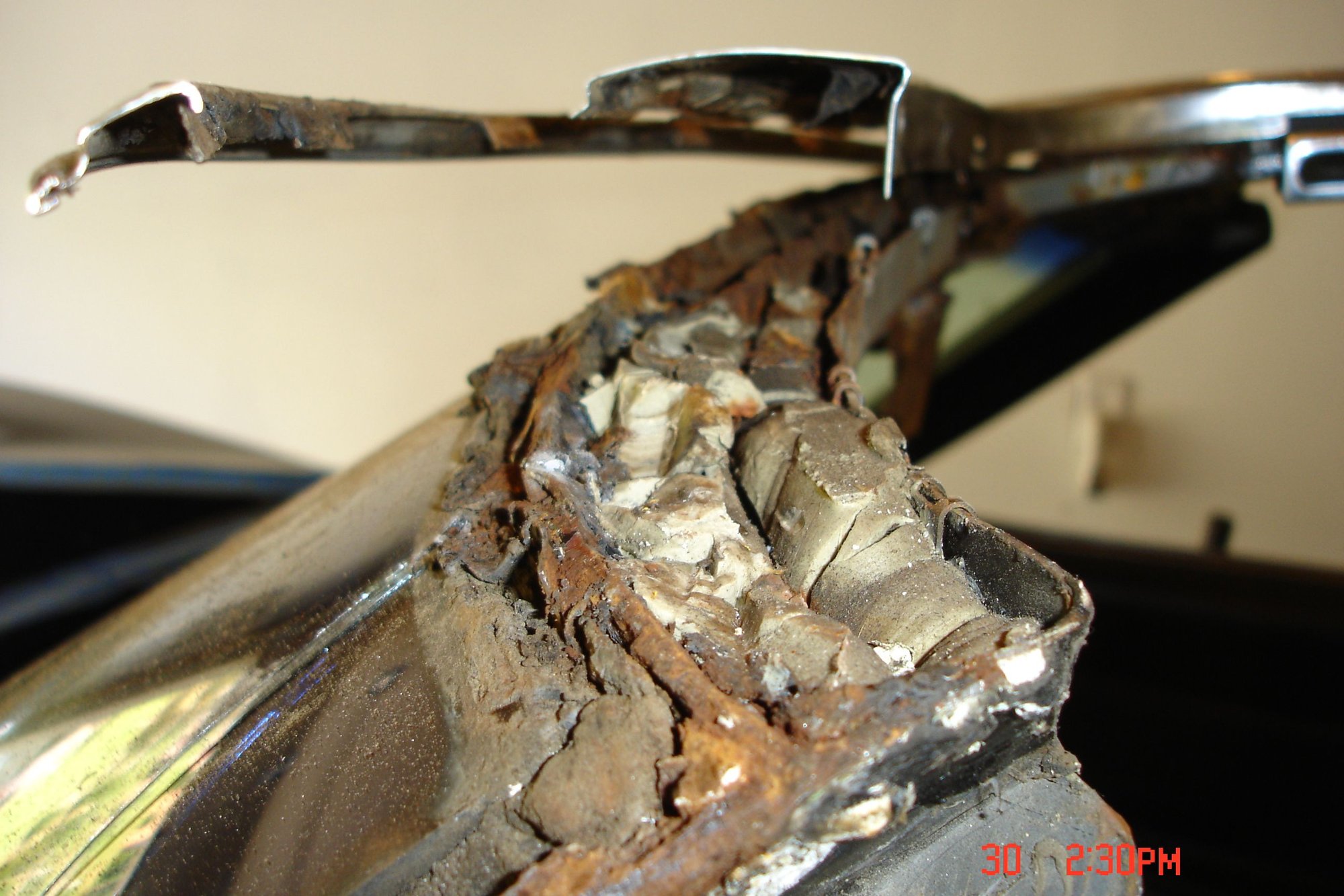 Birdcage Rust: How Bad is this? - CorvetteForum - Chevrolet Corvette ...