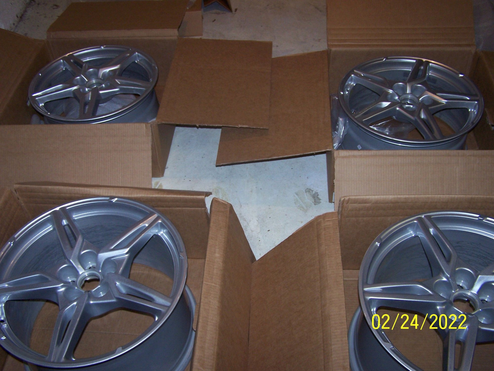 FS (For Sale) C-8 Standard Wheels - CorvetteForum - Chevrolet Corvette ...
