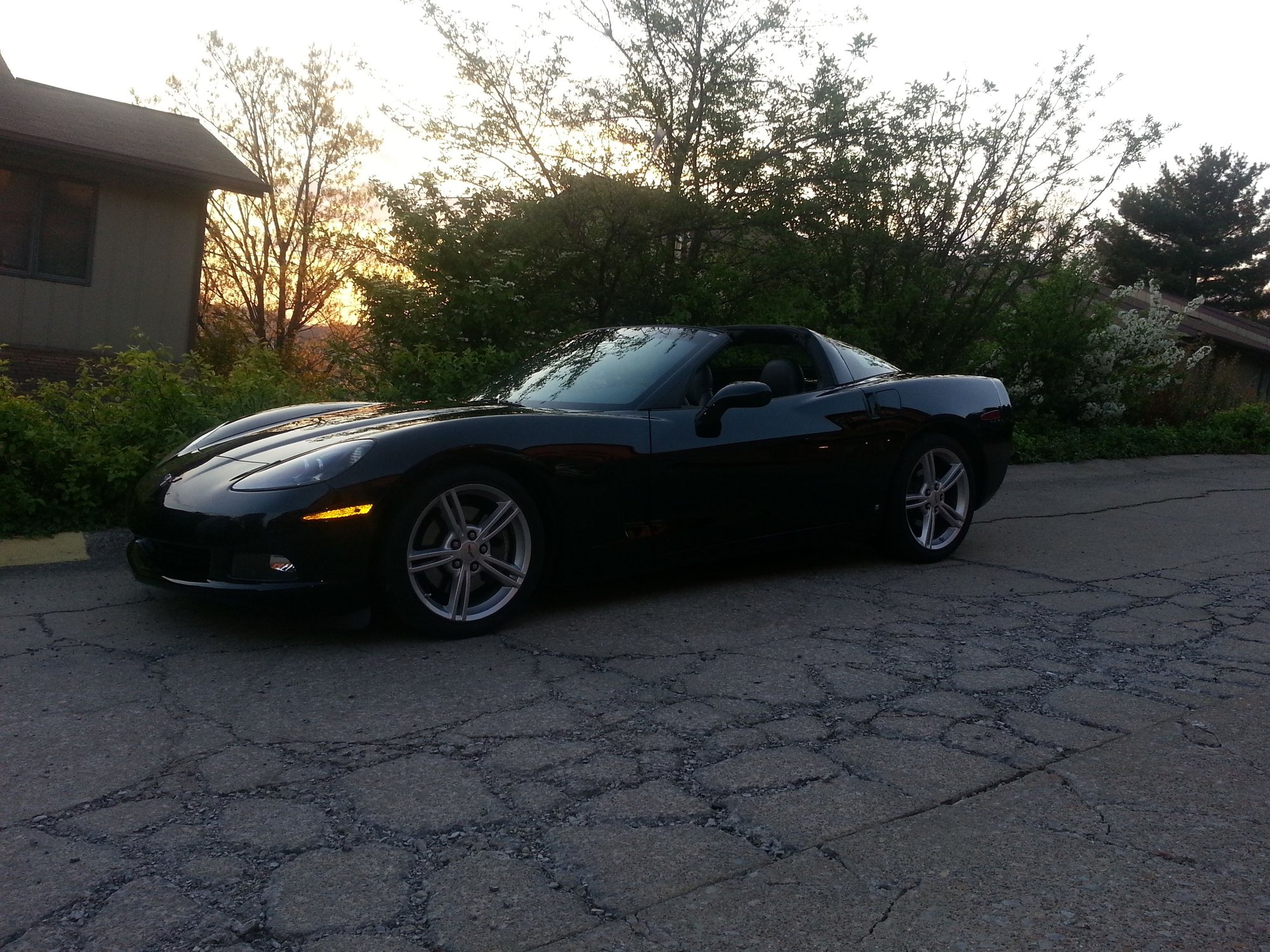 09 c6 base coupe. 20k miles. $35,000. - CorvetteForum - Chevrolet ...