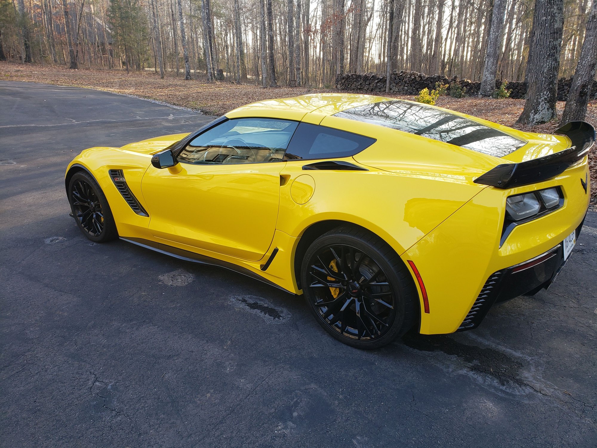SOLD - 2019 Z06 3LZ Racing Yellow, Auto, $64900 - CorvetteForum ...