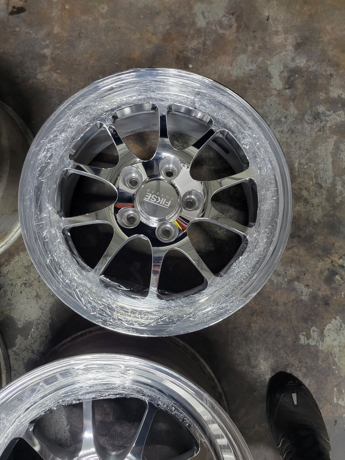 FS (For Sale) Fikse Mach V Wheels Mint Condition C5Z Sizes ...